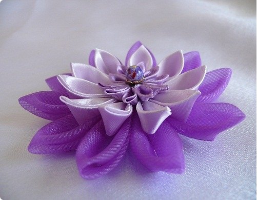 Handmade Fabric Flowers crafted from fabric or ribbon materials – Tip ...